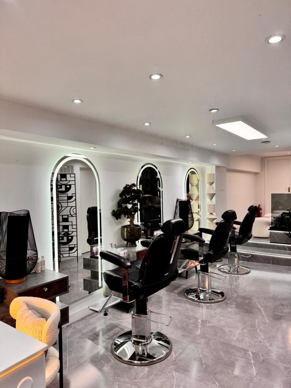 Si Belle Salons | Beauty, Curated